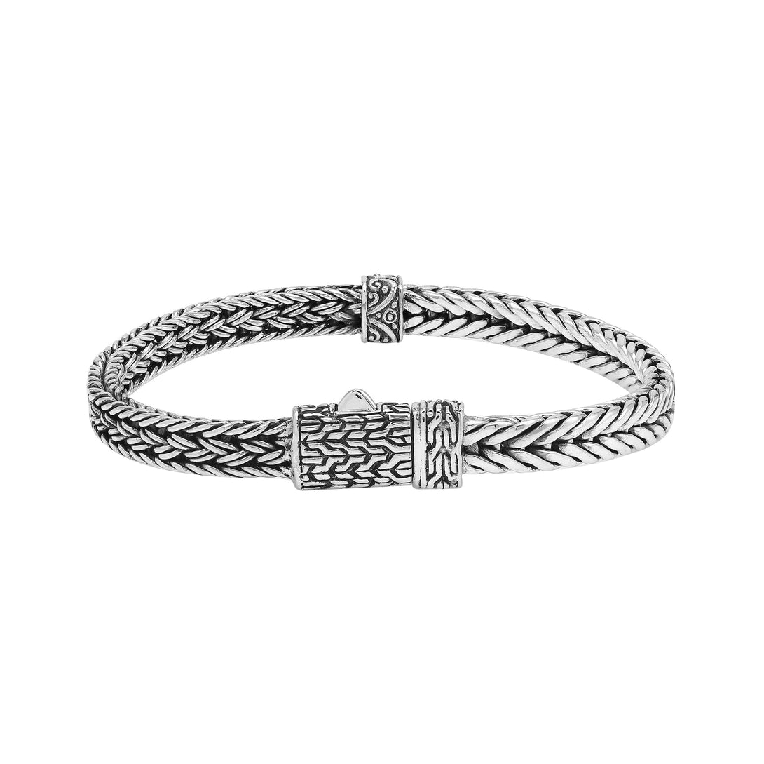 AB-1252-S Sterling Silver Bracelet With Plain Silver – Bali Designs Inc